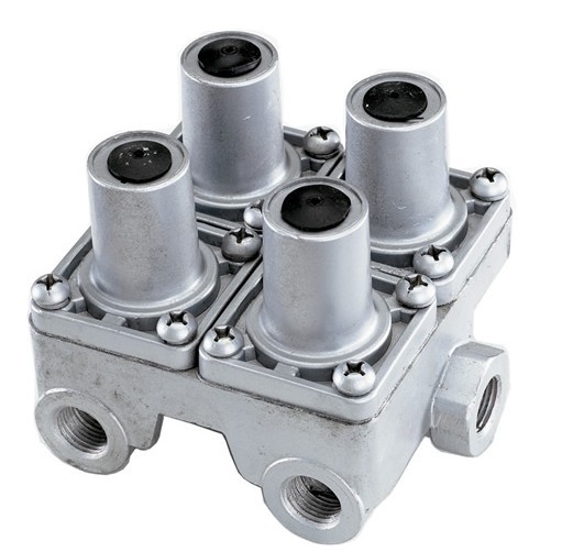 TATRA T815 Four way circuit protection valve